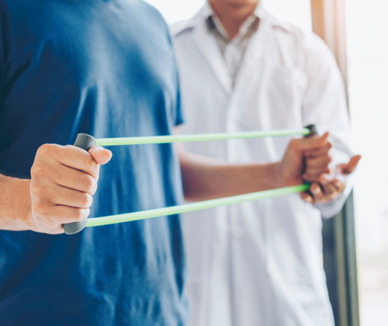 A Roadmap to Recovery: Navigating Life After Shoulder Replacement Surgery